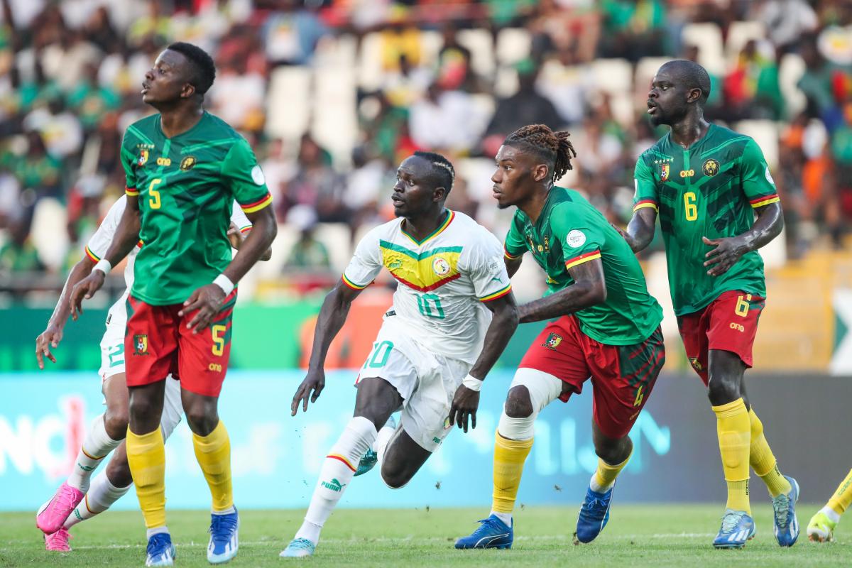 CAN 2023 - Le Sénégal de Pape Gueye, titulaire, bat le Cameroun et se ...