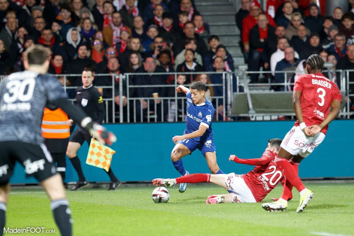 Ligue 1 - En supériorité numérique, l'OM finit par craquer sur la pelouse du Stade Brestois ...