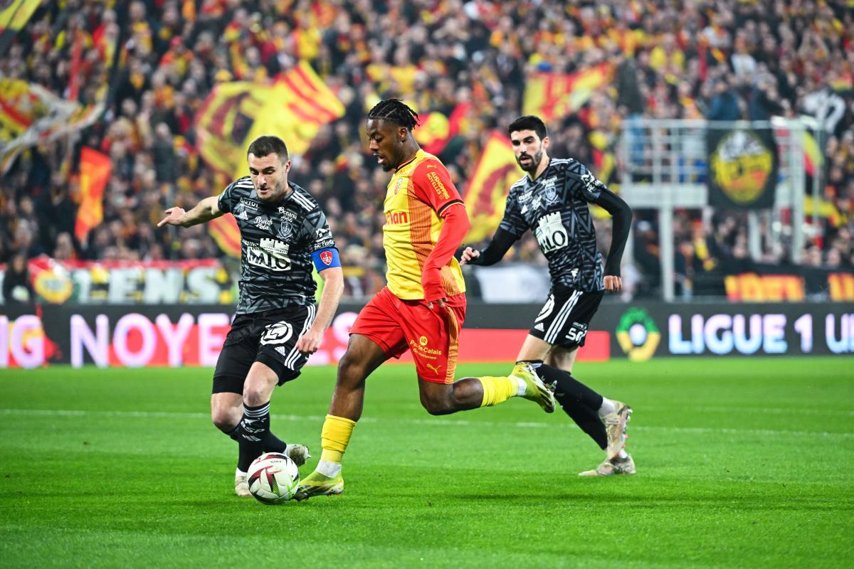 Mercato - Le RC Lens a déjà ciblé le remplaçant d'Elye Wahi, proche de ...